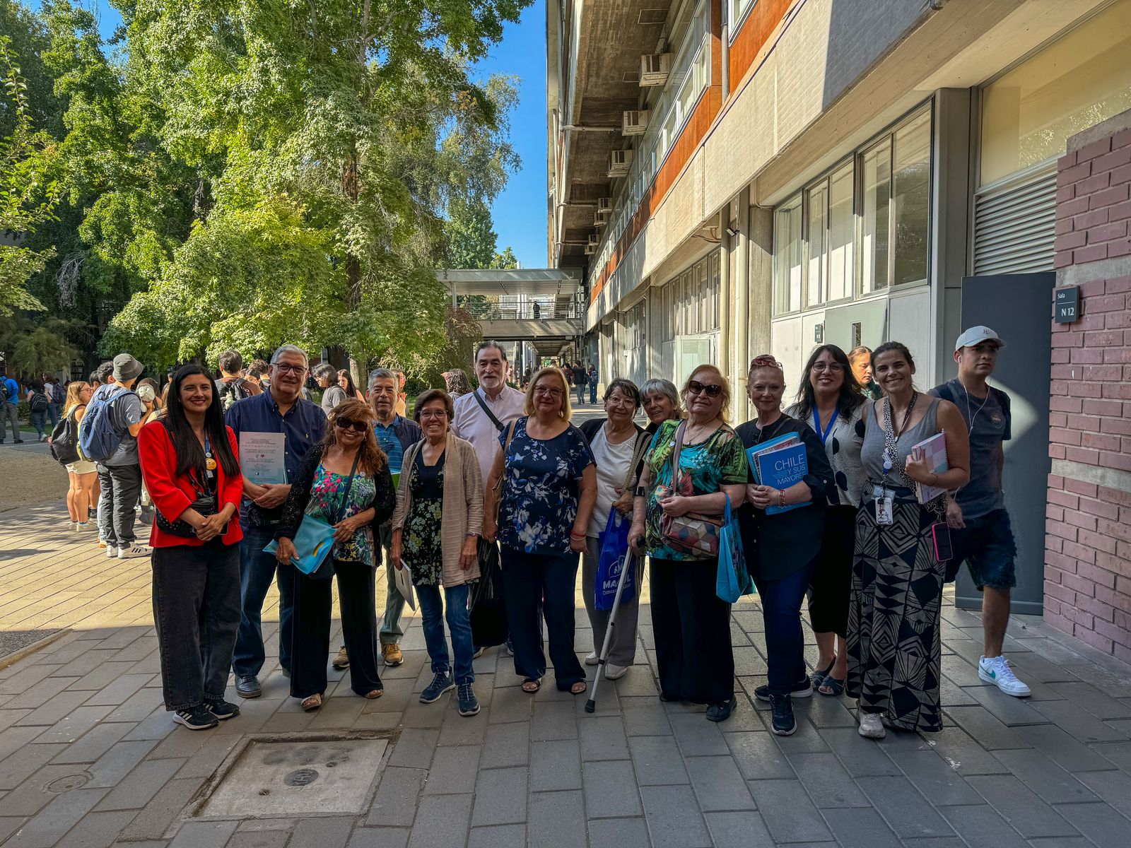 Aulas con Trayectoria: Un nuevo espacio de aprendizaje intergeneracional - Programa Adulto Mayor